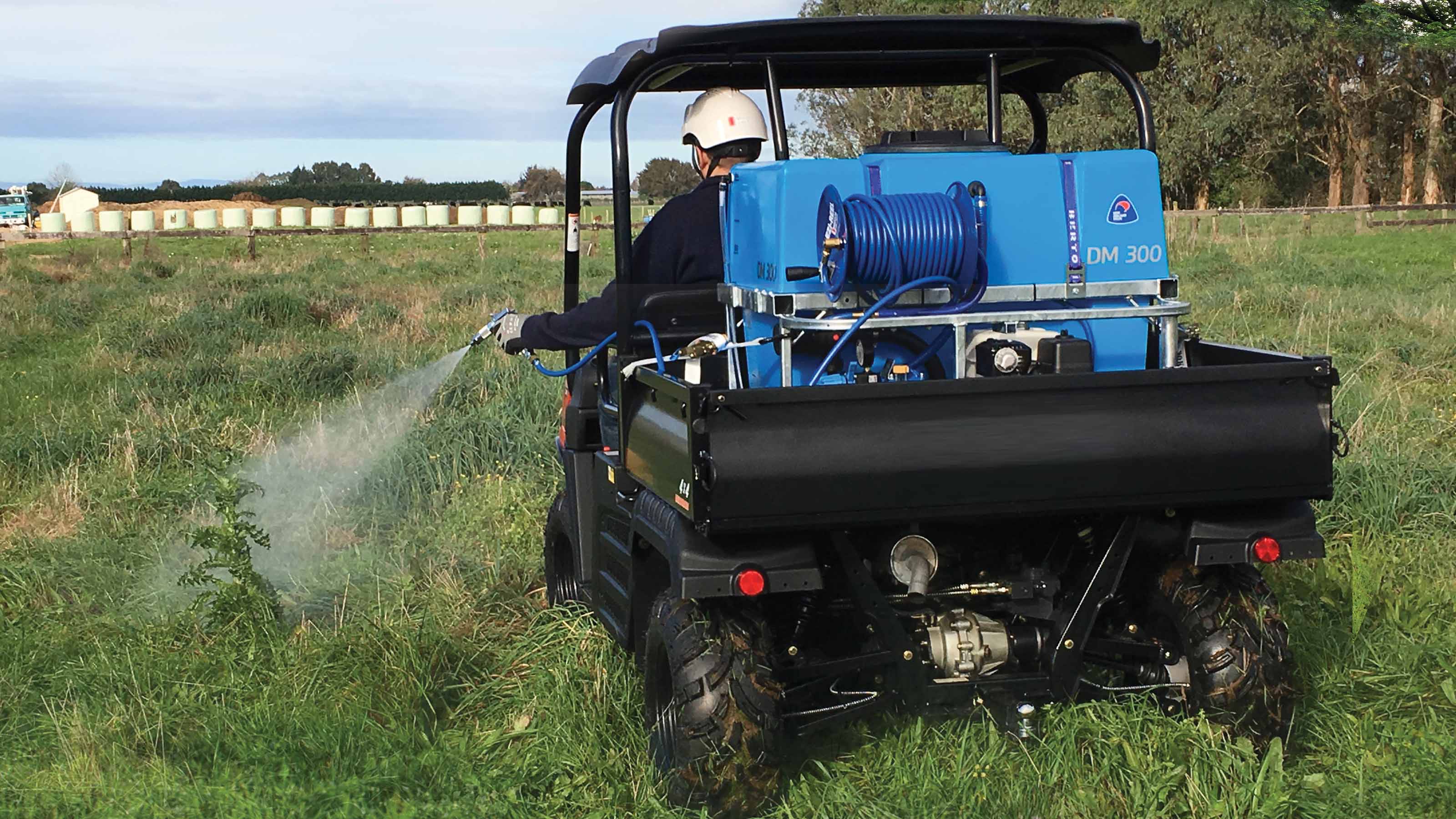 200-300L DM Series - BA Pumps & Sprayers