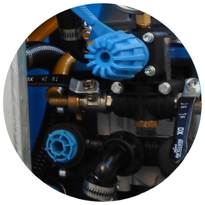 200-300L DM Series - BA Pumps & Sprayers